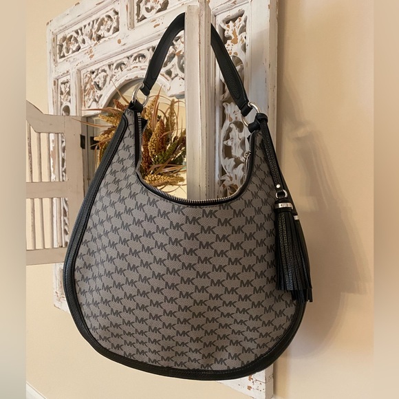 Michael Kors | Bags | New Large Michael Kors Lydia Bag | Poshmark